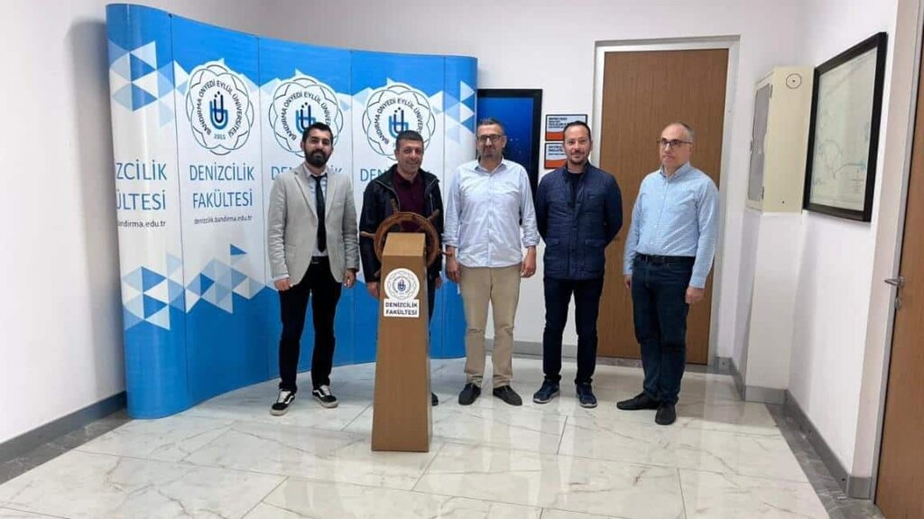 Lise Karşıyaka Çok Programlı Anadolu Lisesi, Erdek, foto