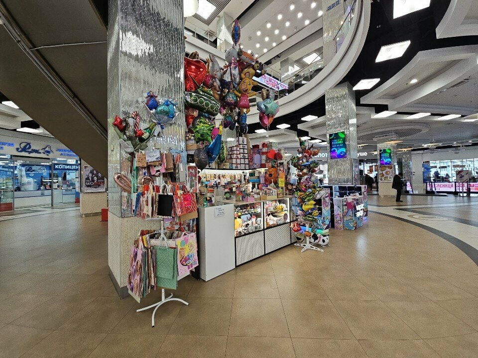 Hediyelik eşya mağazaları Сувениры и подарки, Saint‑Petersburg, foto