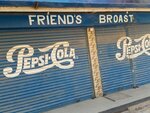 Friends broast and bar b q (Abdul Hassan Isfahani Road No:A17), restoran  Karaçi'den