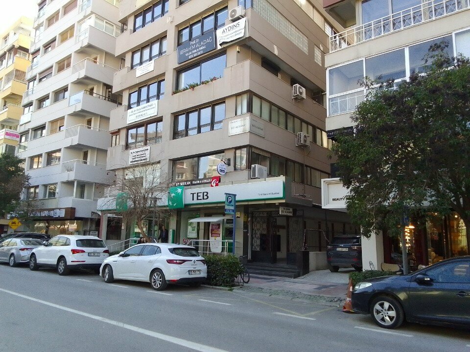 Özel ağız ve diş sağlığı klinikleri ve muayenehaneleri Diş Hekimi Şeli Algranati, İzmir, foto