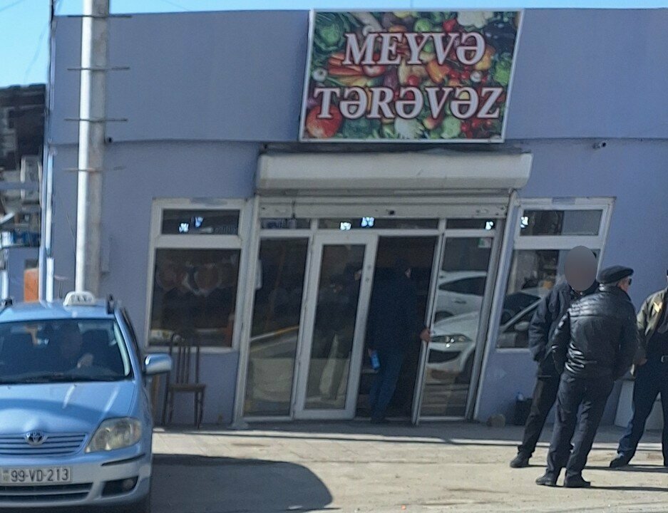 Manavlar Kəndçi Bazarı, Bakü, foto