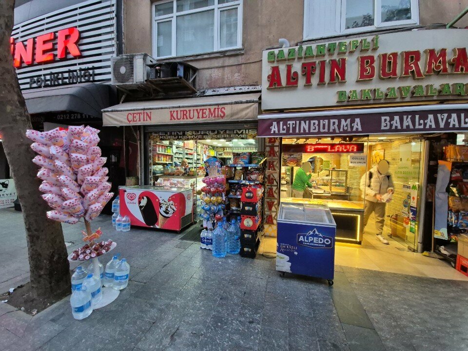 Kuruyemiş, atıştırmalık, kuru meyve Çetin Kuruyemiş, İstanbul, foto
