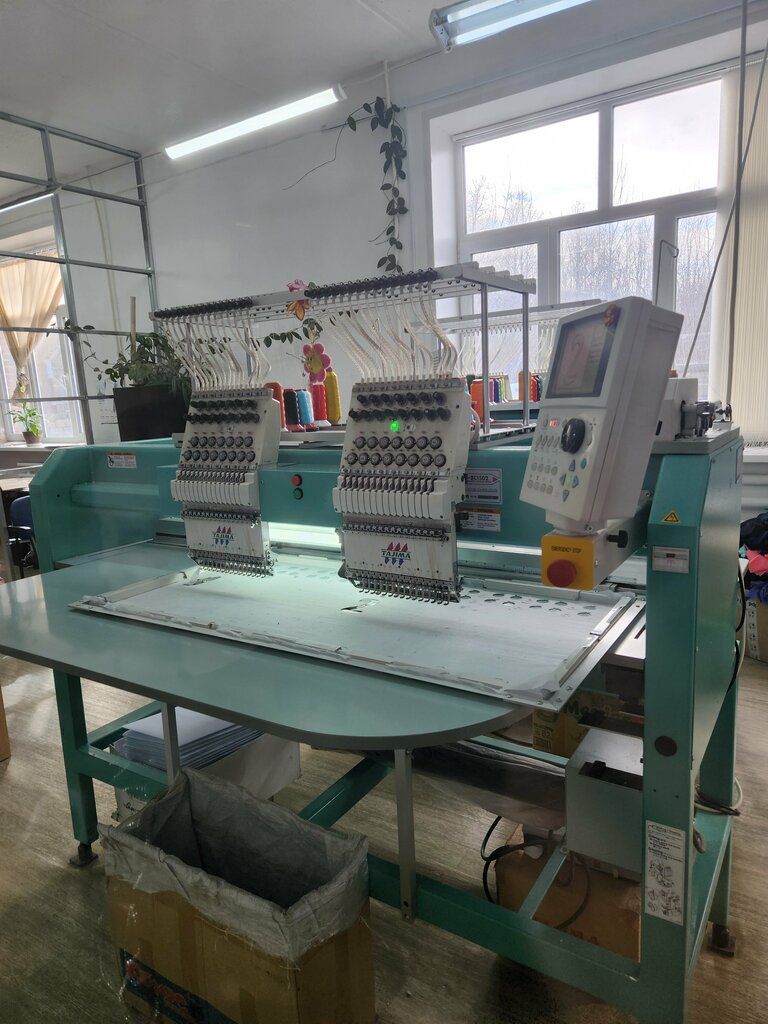Tekstil fabrikaları Alina shveynaya masterskaya Buzunova N. Yu. Ip, Nevyansk, foto