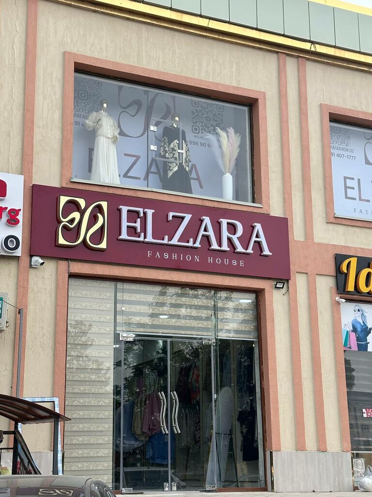 Giyim mağazası Elzara, Buhara, foto