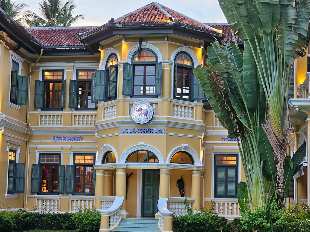 Restoran Blue Elephant, Phuket, foto