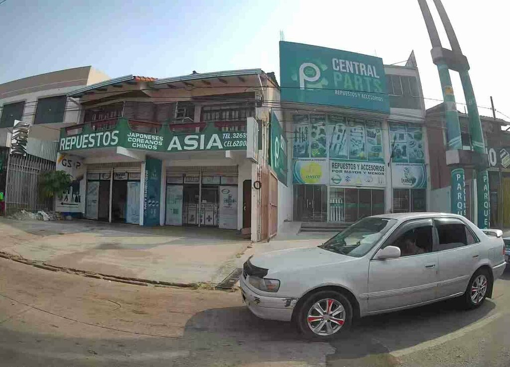 Otomobil yedek parçaları Auto Repuestos M&m, Santa‑Krus, foto