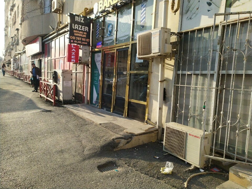 Berberler Barber, Bakü, foto