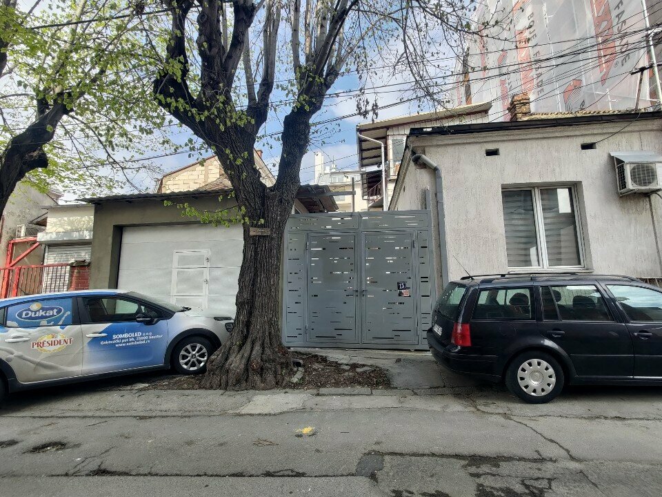 Trafik müdürlükleri Šlep Služba Jelic, Belgrad, foto