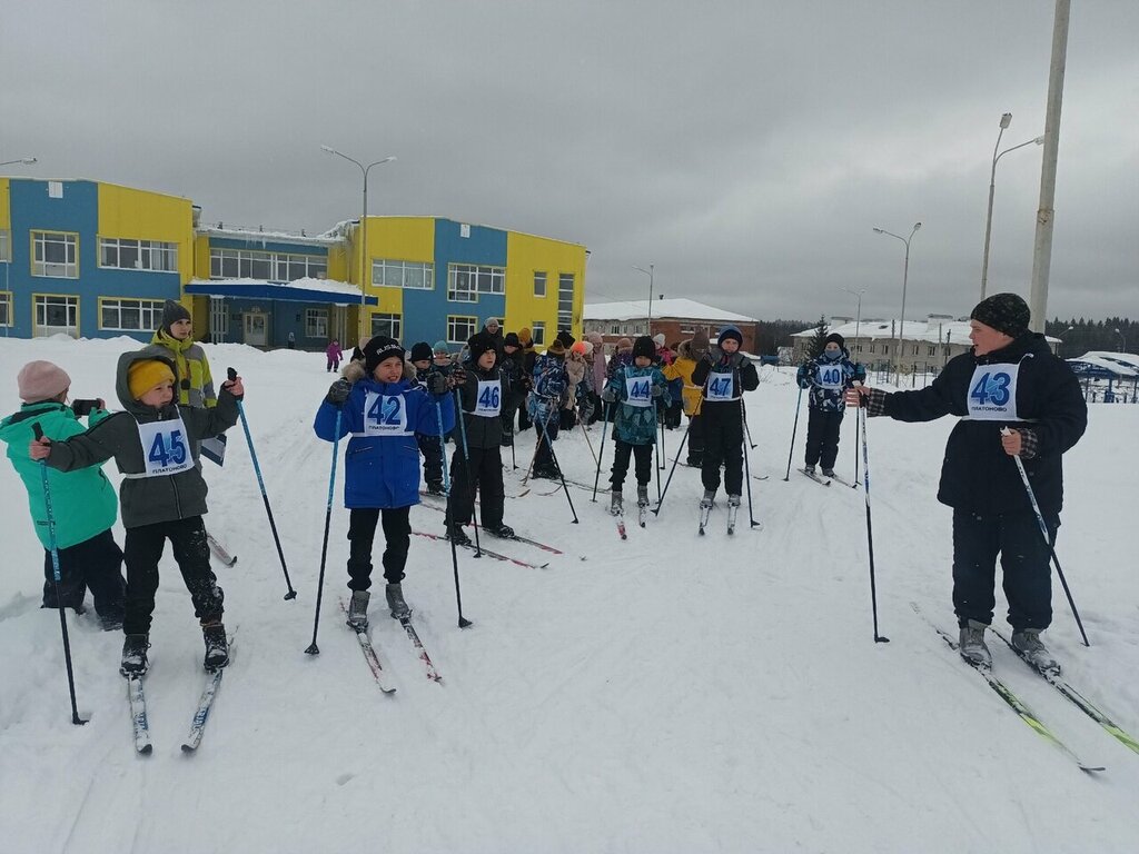 Ortaokul Платоновская средняя общеобразовательнаяя школа, Sverdlovskaya oblastı, foto