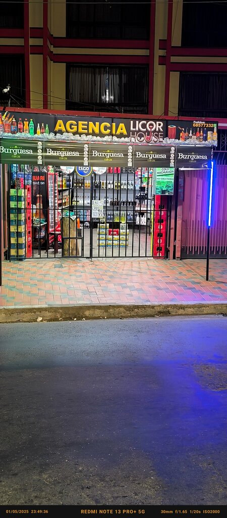 Bira dükkanı Agencia Licor House, Cochabamba, foto