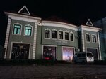 Muza Theater (Islam Karimov shoh koʻchasi No:97), sahne sanatları okulu  Nukus'tan