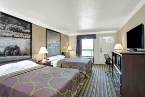Super 8 by Wyndham Knoxville East (United States Route 52), otel  Tennessee Eyaleti'nden
