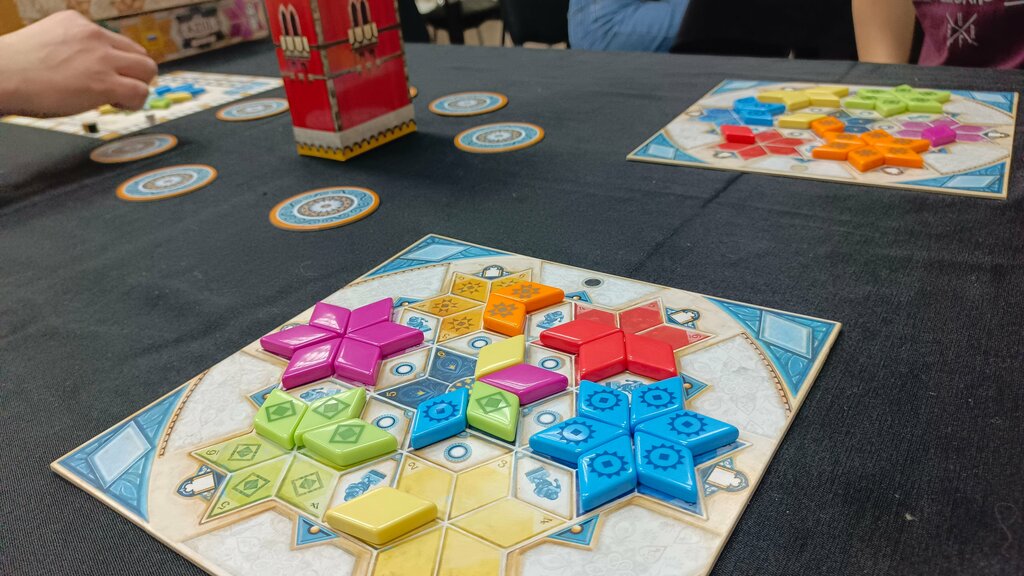 Masa oyunları ve zeka geliştirici oyunlar Уроборос, Dzerjinsk, foto