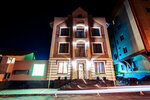 Park Lane (strada Mihail Kogălniceanu No:93/V), otel  Kişinev'den