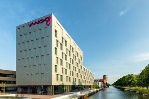 Moxy Utrecht (Helling No:3), otel  Utrecht'ten