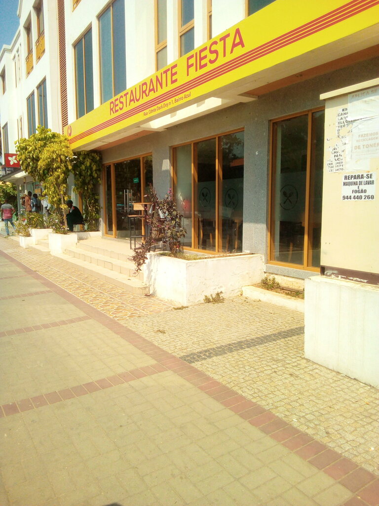 Restoran Fiesta, Loanda, foto