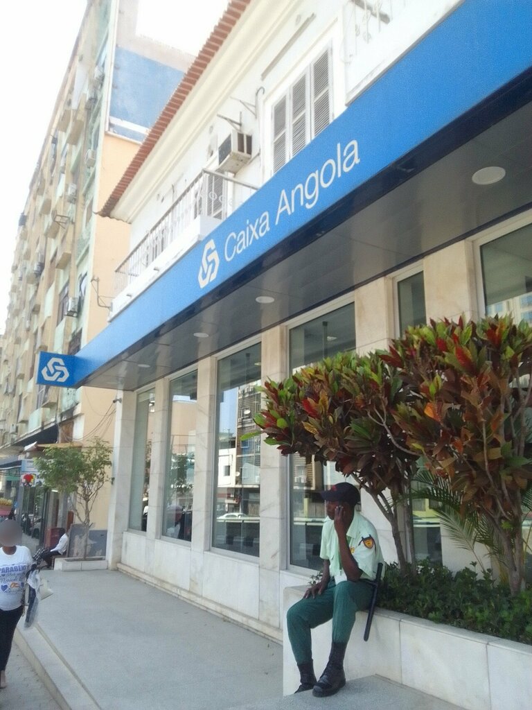 Banka Caixa Angola, Loanda, foto