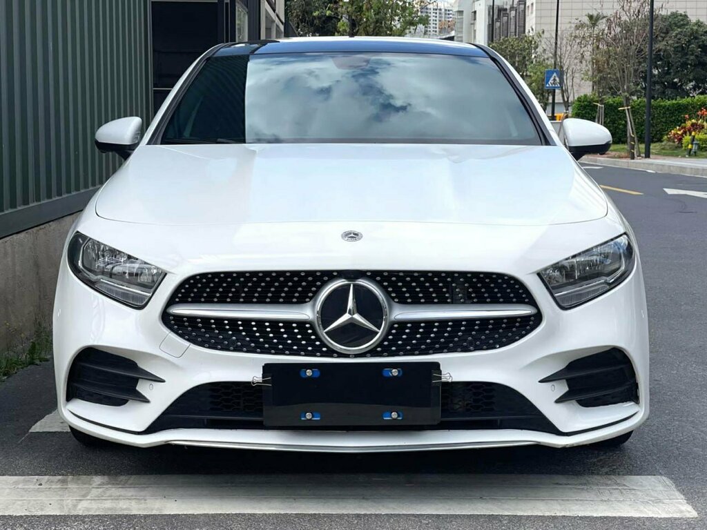 Otomobil yedek parçaları Kartlantis, Minsk, foto