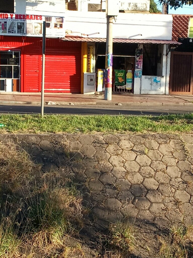 Alkollü içecekler Liquor Store, Santa‑Krus, foto