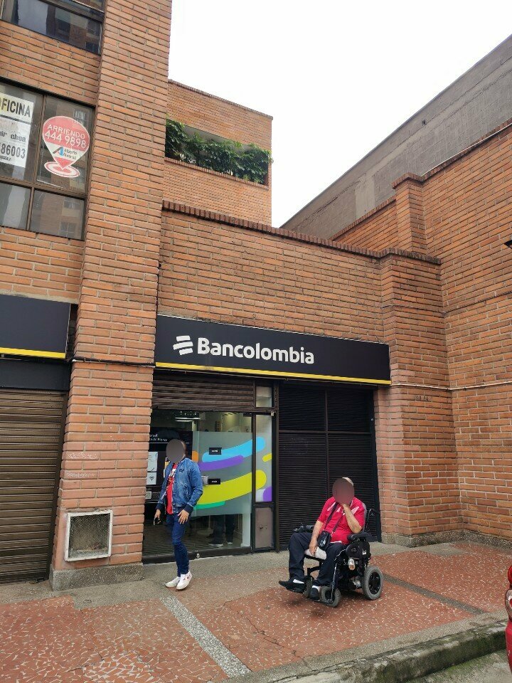 ATM'ler Branch Bancolombia, Medellin, foto