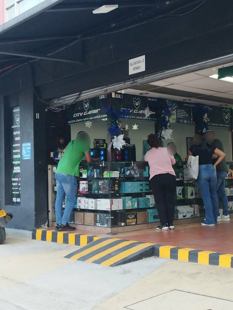 Elektronik eşya mağazaları Inversiones City Gamer S. A. S, Medellin, foto