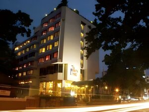 The South Park Hotel (State of Kerala, Trivandrum Airport), otel  Trivandram'dan