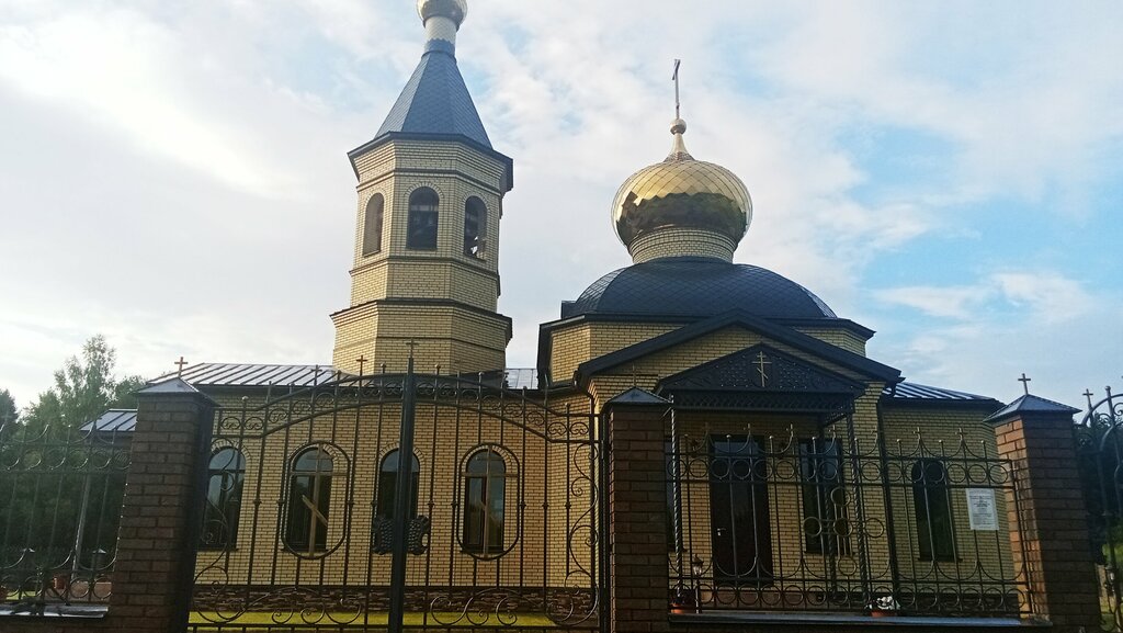 Ortodoks kiliseleri Храм в честь преподобного Алексия, Tataristan, foto