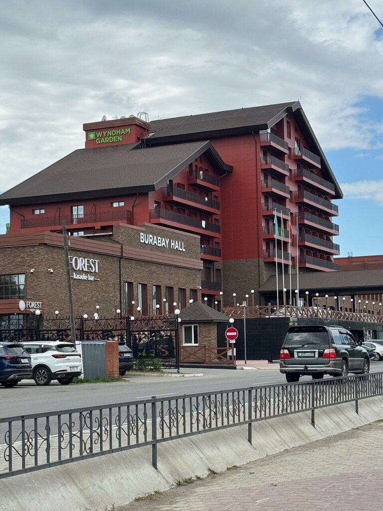 Otel Ostrov Robinzona, Akmola eyaleti, foto