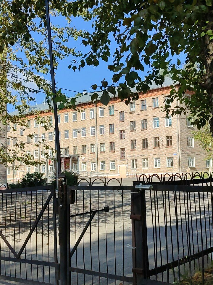 Ortaokul Maou Srednyaya obshcheobrazovatelnaya shkola № 37, Perm, foto
