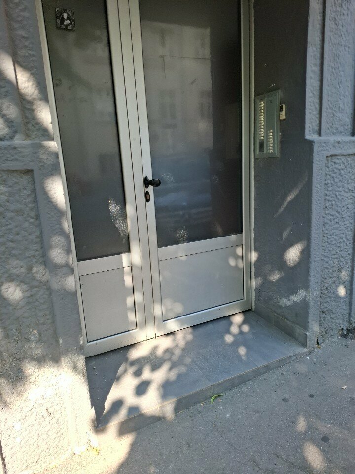 Avukatlar Jasmina Milošević, Belgrad, foto