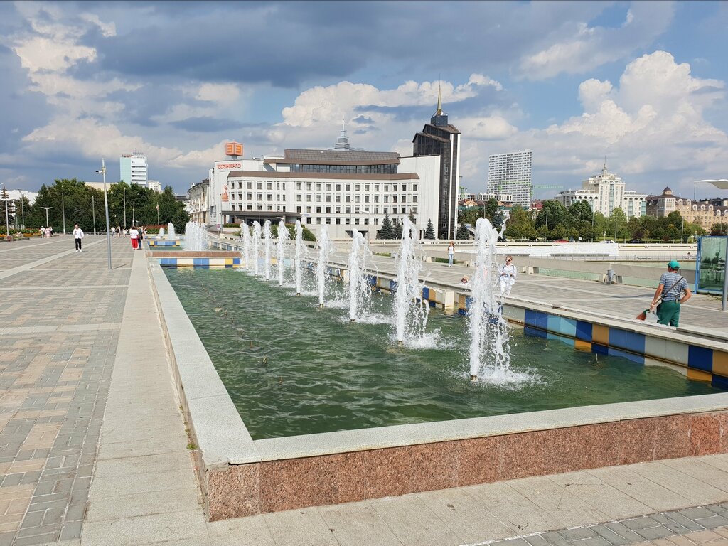 Çeşme Fountain, Kazan, foto