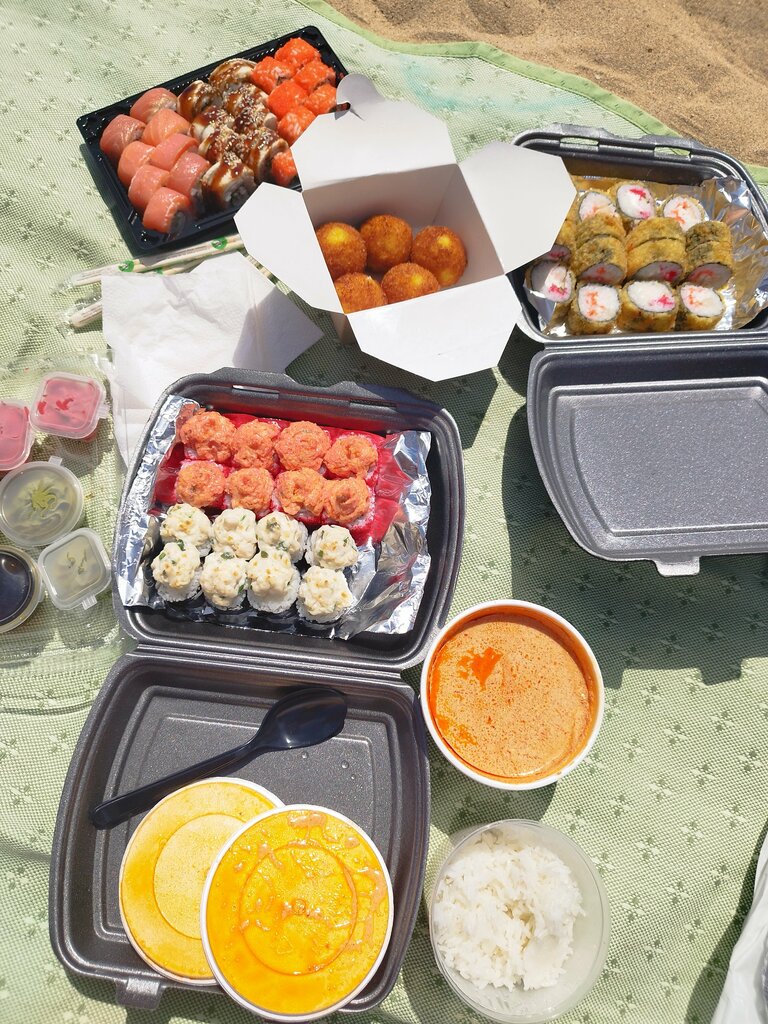 Hazır yemek teslim servisleri РоллБерри, Primoriye, foto