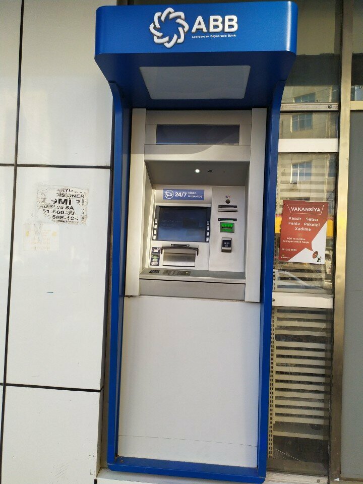 ATM'ler ABB Bankomat, Bakü, foto