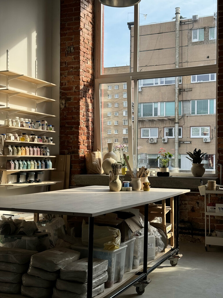 Çömlek atölyesi Volna Ceramics, Moskova, foto