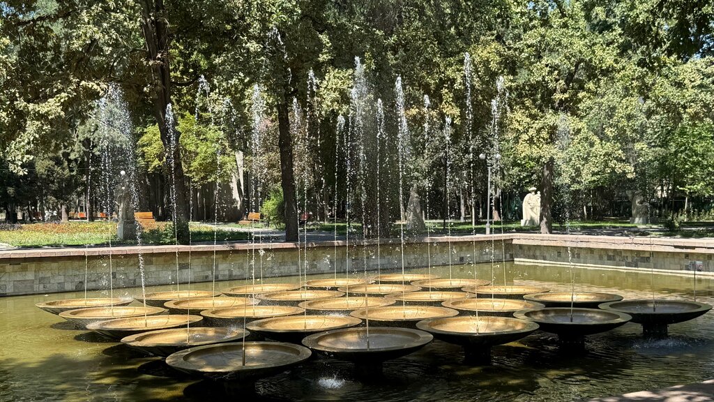 Müzeler ve sanat galerileri Sculpture Museum in the open air, Bişkek, foto