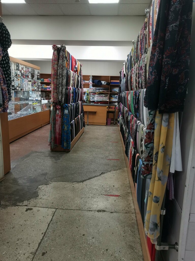 Perde ve korniş üreticileri Salon-magazin NiL, Novokuznetsk, foto