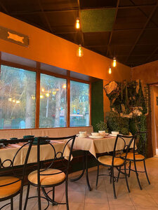 Эдем (ulitsa Denisova No:2В, Livny), kafe  Livny'den