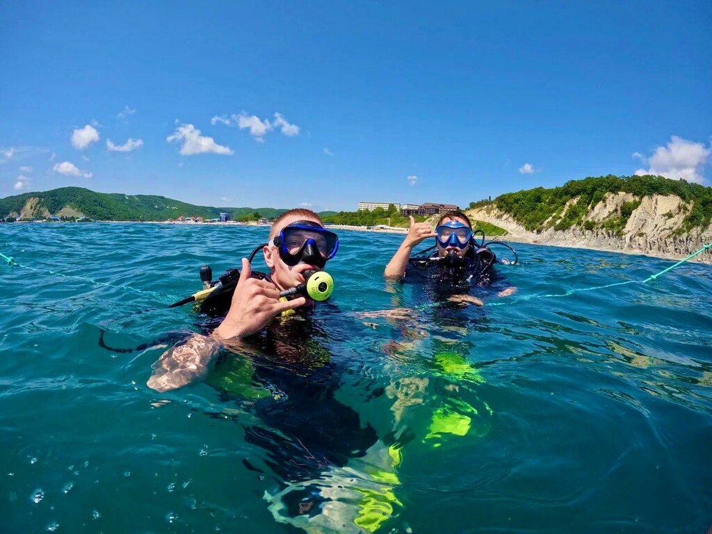 Dalış kulüpleri ve eğitim merkezleri Юг-Дайв, Krasnodar, foto
