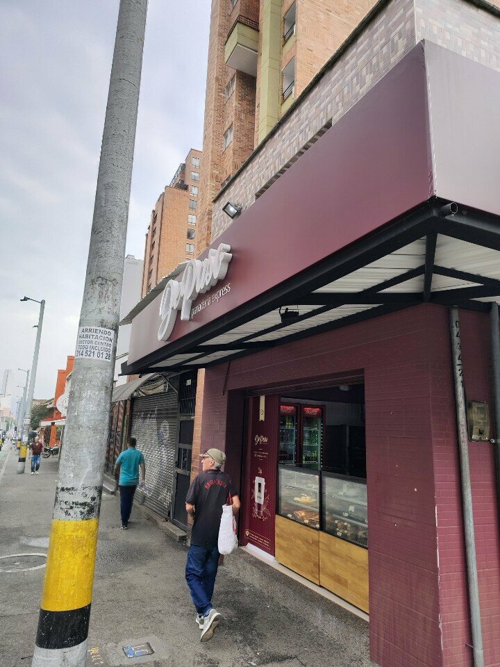 Kafe Depaso Bakery express Ayacucho main, Medellin, foto