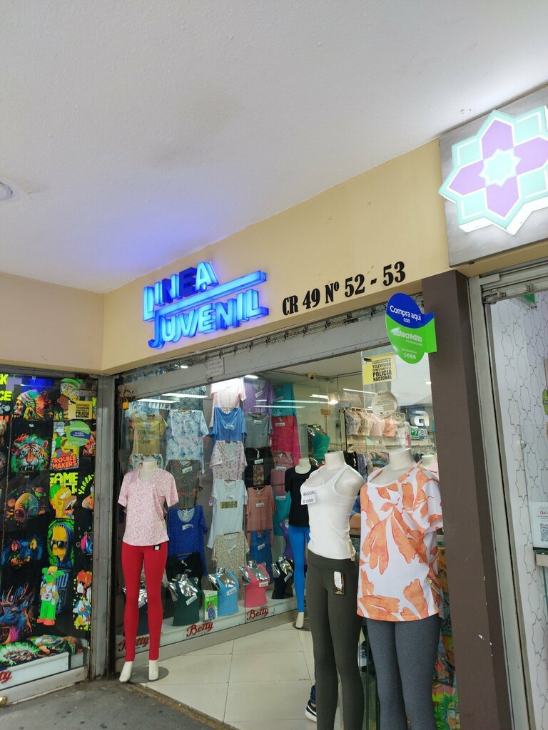 Giyim mağazası Linia Youthful, Medellin, foto