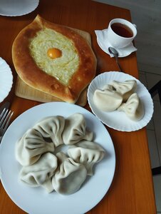 У грузина (ulitsa Krupskoy No:28А, Smolensk), kafe  Smolensk'ten
