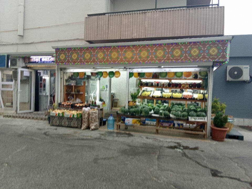 Manavlar Meyvə Tərəvəz, Bakü, foto