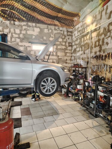 Otomobil servisi Автосервис, Pskovskaya oblastı, foto