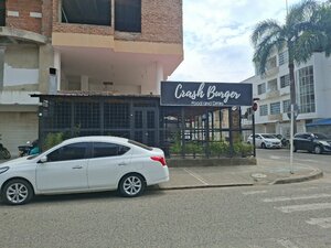 Crash Burger (Valle del Cauca, Municipio de Santiago de Cali, Comuna 17, Lili, Carrera 92, 45-44), fast food  Cali'den