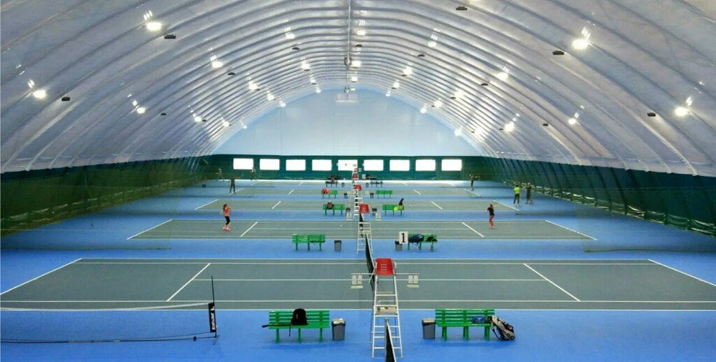 Tenis kulüpleri ve kortları VIP Tennis, Saint‑Petersburg, foto