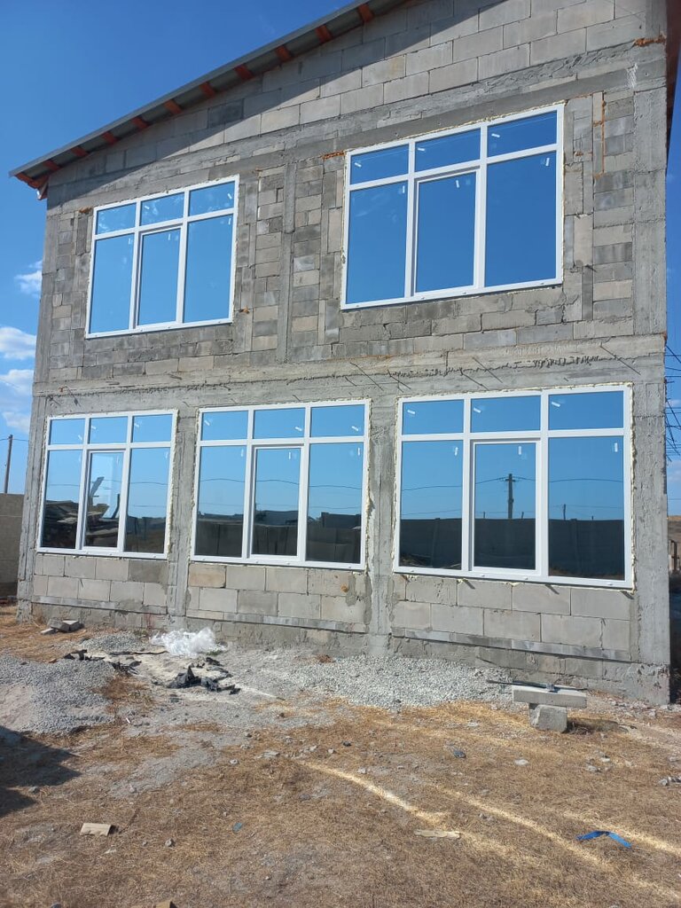 Pencere üretim, satış ve montaj firmaları New Windows Balconies Doors and Windows, Yevpatorya, foto