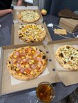 Crust&Cheese (Korolyova Boulevard No:15А, 6-y kvartal), pizzacılar  Tolyatti'den (Togliatti'den)