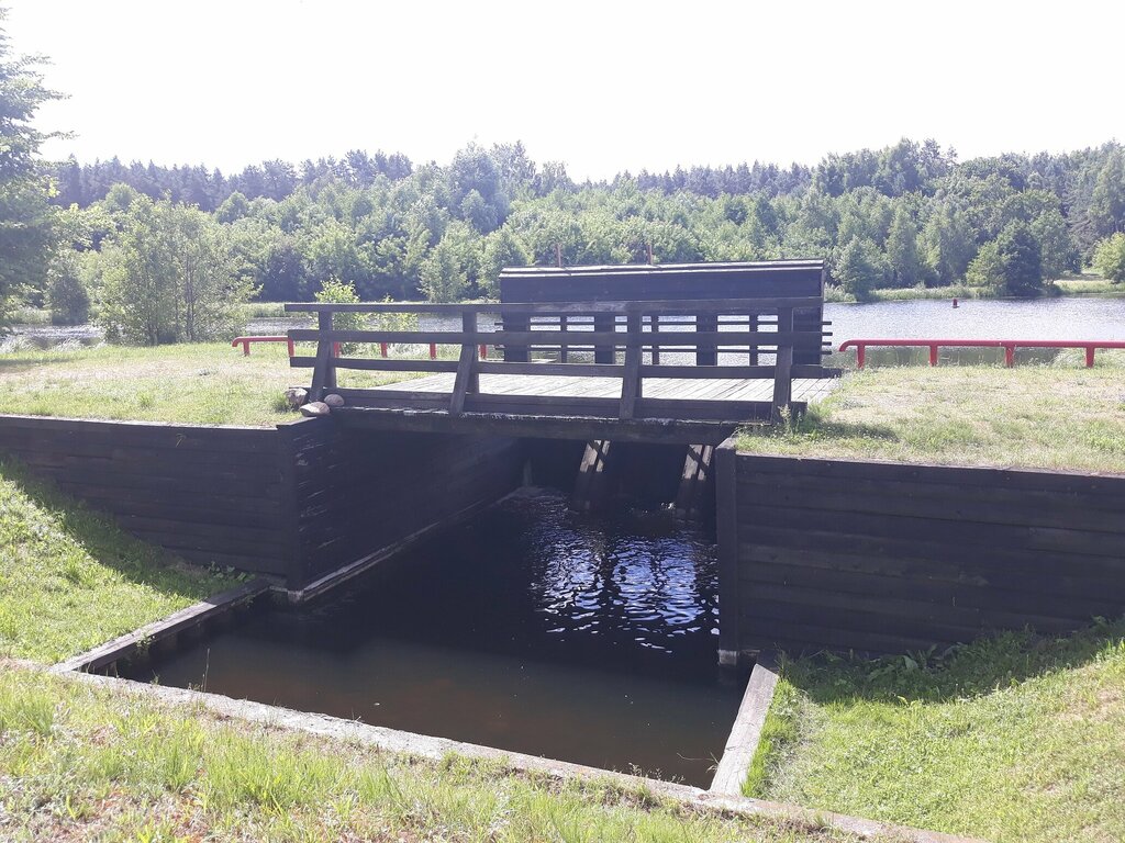 Mühendislik altyapısı Шлюз-регулятор Черток, Grodnenskaya oblastı, foto