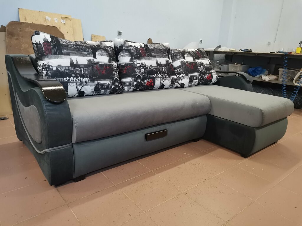 Mobilya fabrikaları Енот, Belgorod, foto