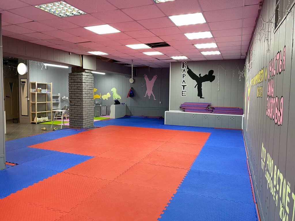 Gençlik merkezi Дом, Volzhsk, foto